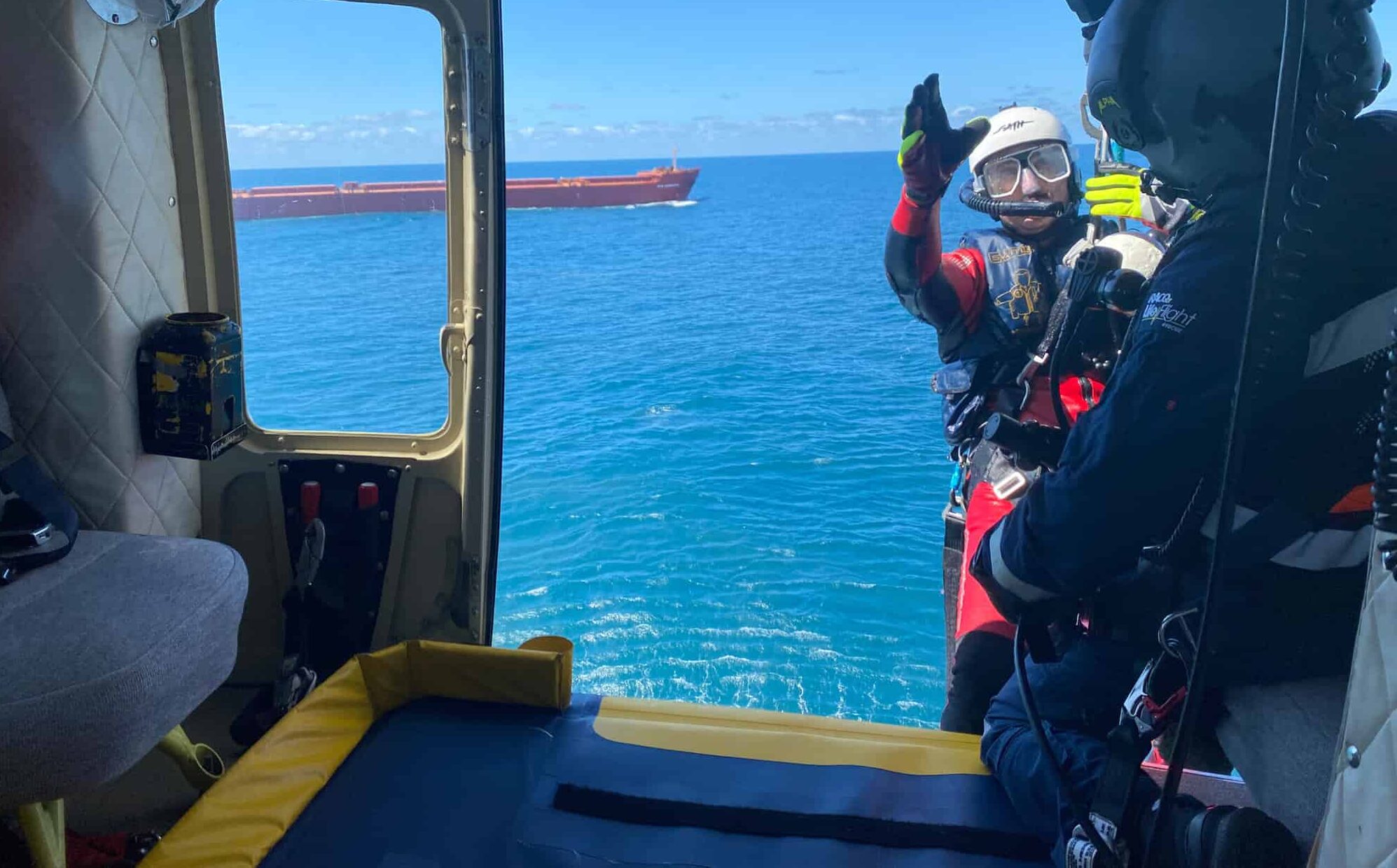 Rescue chopper helps boatie stranded by engine failure - LifeFlight